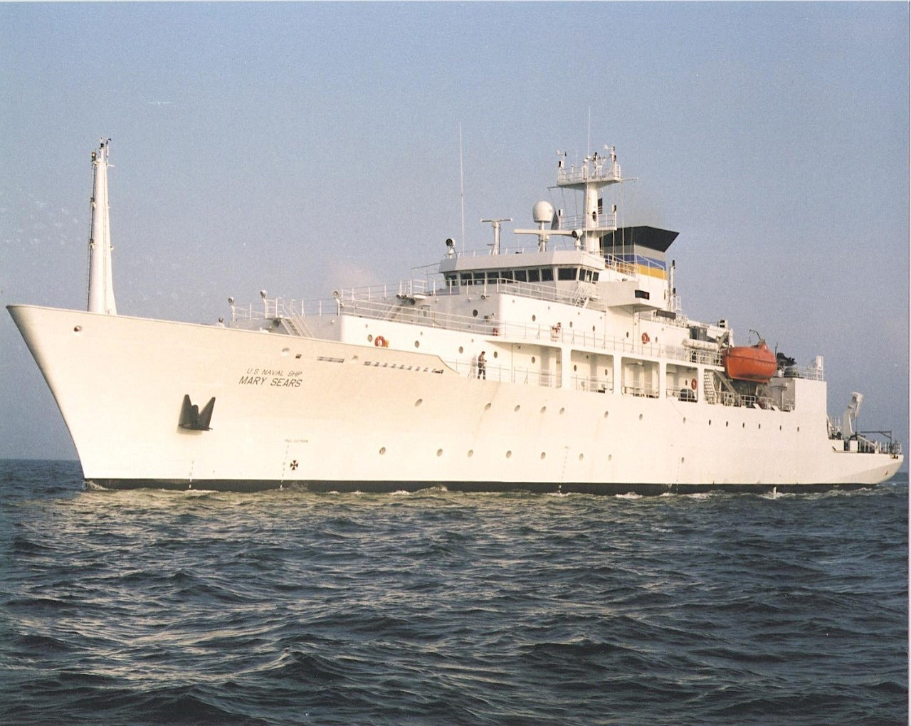 The Story Of How The Submarine USS Connecticut Crashed | The War Zone