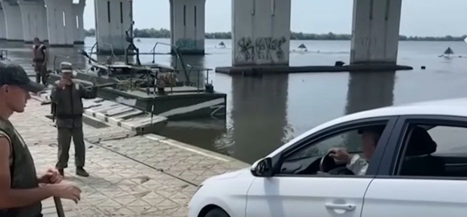 Russia Is Building 'Ghost Bridges' With Radar Reflectors In Ukraine