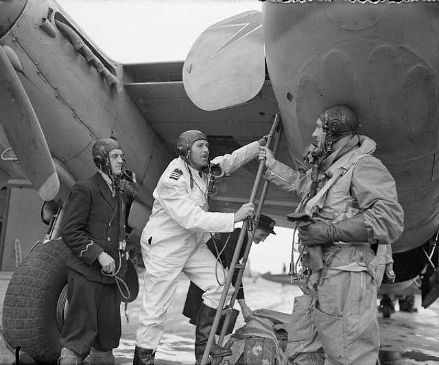 The Nuclear Scientist And The Warplane That Became Britain’s Most ...