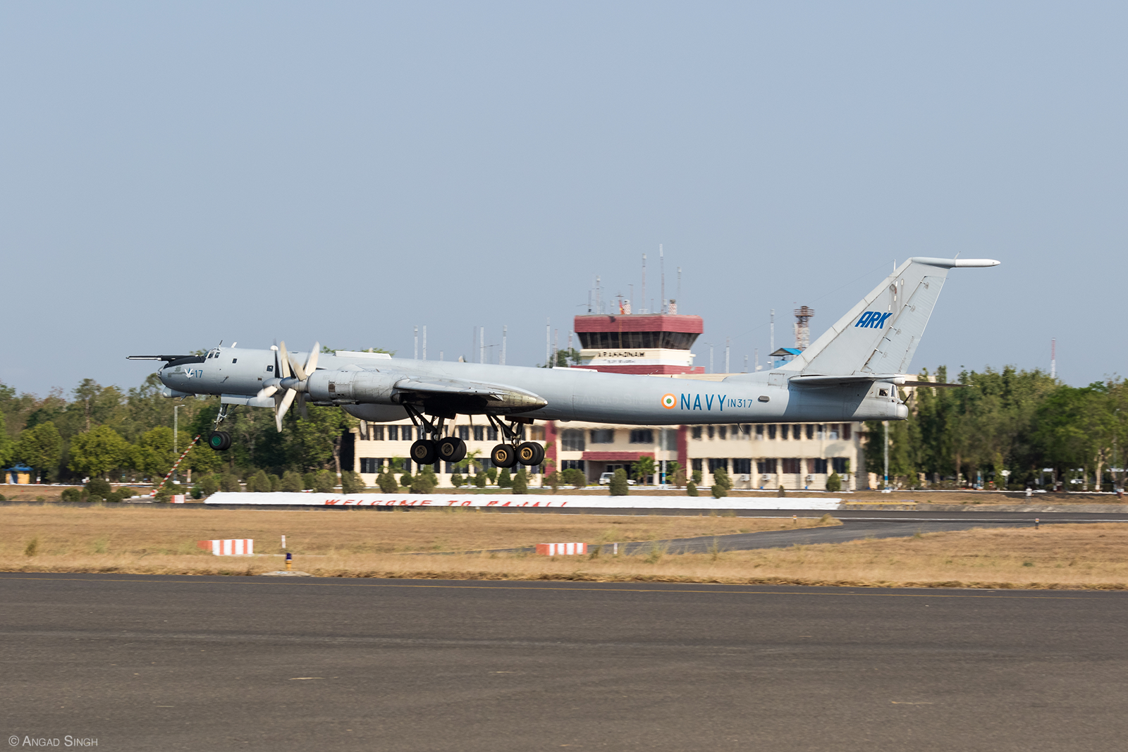 Il-38's Retirement Brings An Indian Maritime Patrol Era To An End