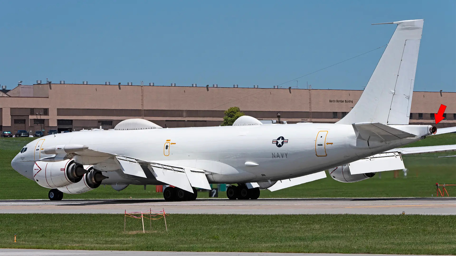 E-6B 'Doomsday Plane' Looks Like It's Been Through Armageddon