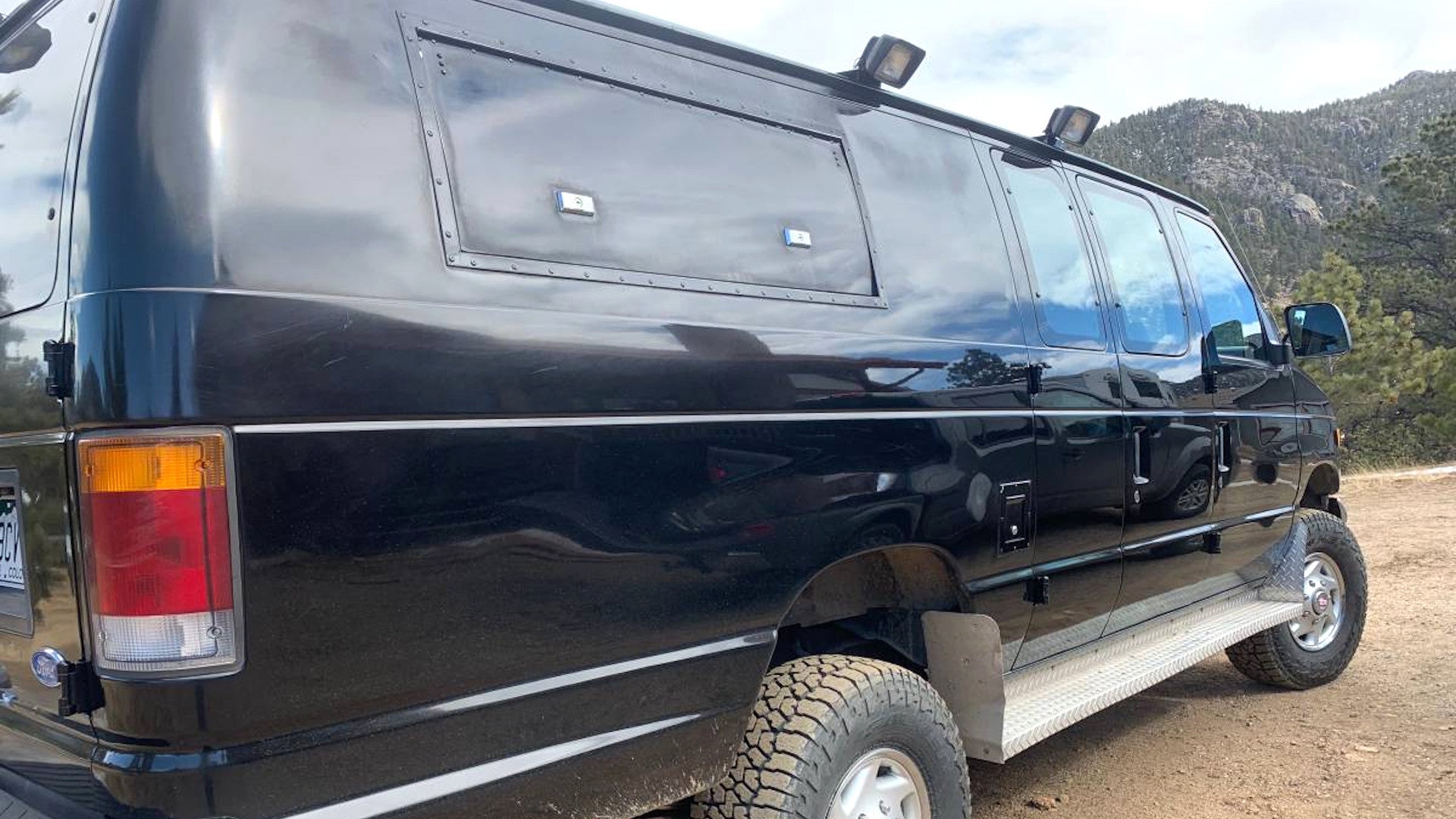 You Can Buy This Rare Ford Presidential Motorcade "Roadrunner" Command Van