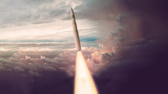 Test Of Minuteman III ICBM With Three Reentry Vehicles Sure Seems Like ...