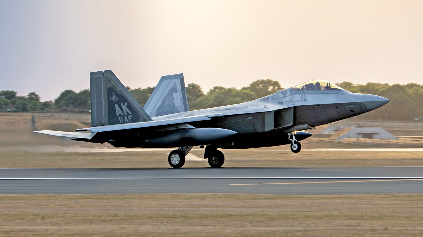 A Fifth Of The Air Force's Combat-Coded F-22 Stealth Fighters Are ...