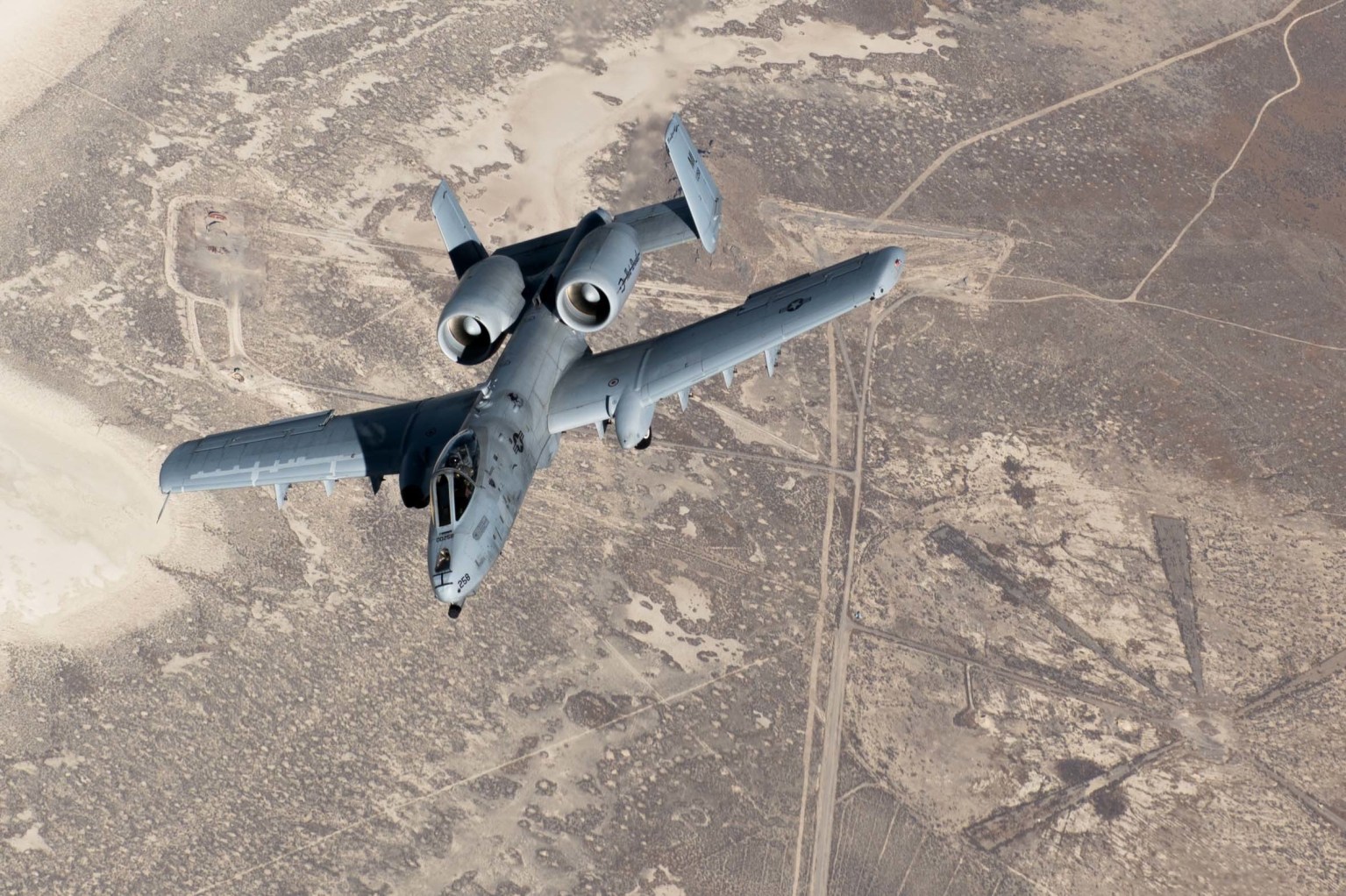 Ukrainian Fighter Pilots Are Training On DIY A-10 Warthog Simulators