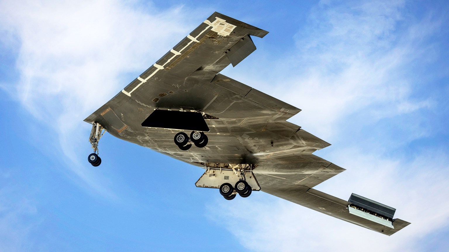Damaged B-2 Returns To Palmdale For Repairs A Year After Landing Mishap