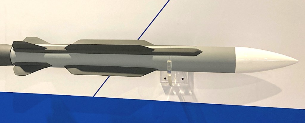 Boeing's Modular Air-To-Air Missile Concept Gets Air Force Funding
