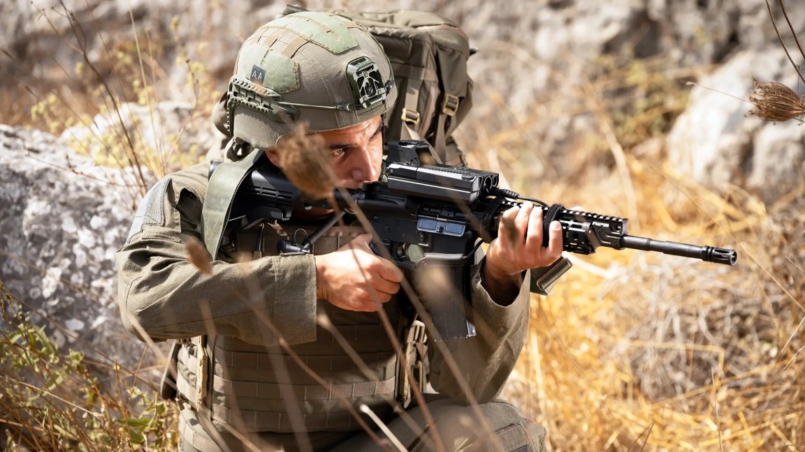 Army Set To Buy Computerized Rifle Sights For Shooting Down Drones