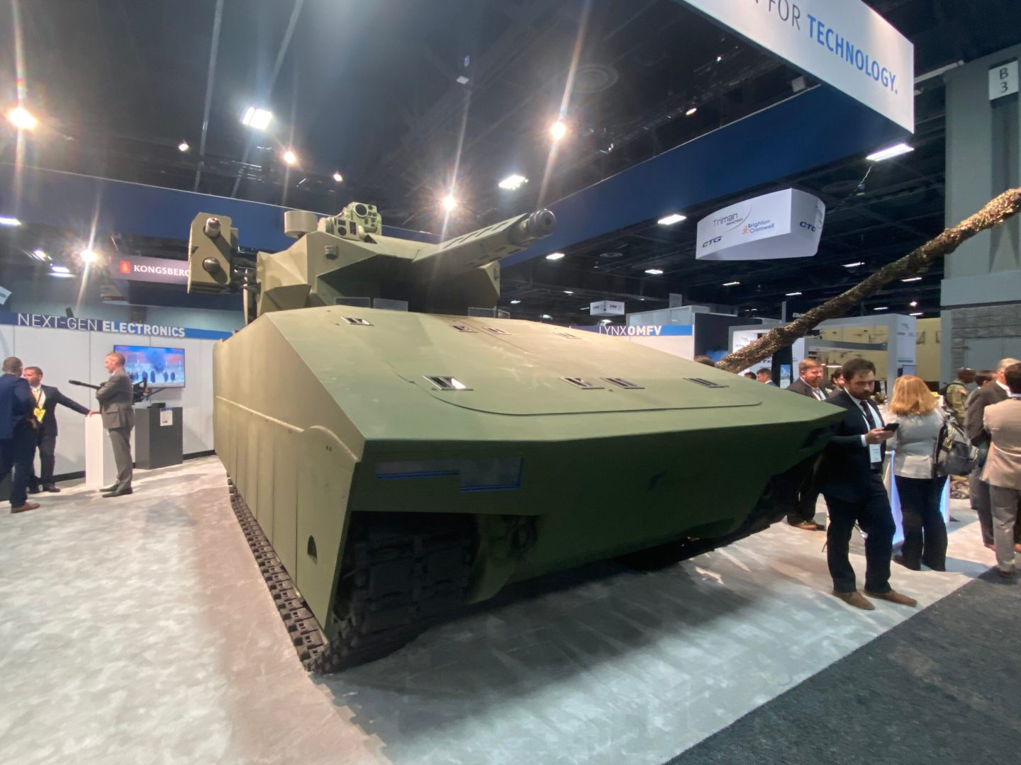 This Optionally Manned Lynx Could Replace Army's Bradley Fighting Vehicles