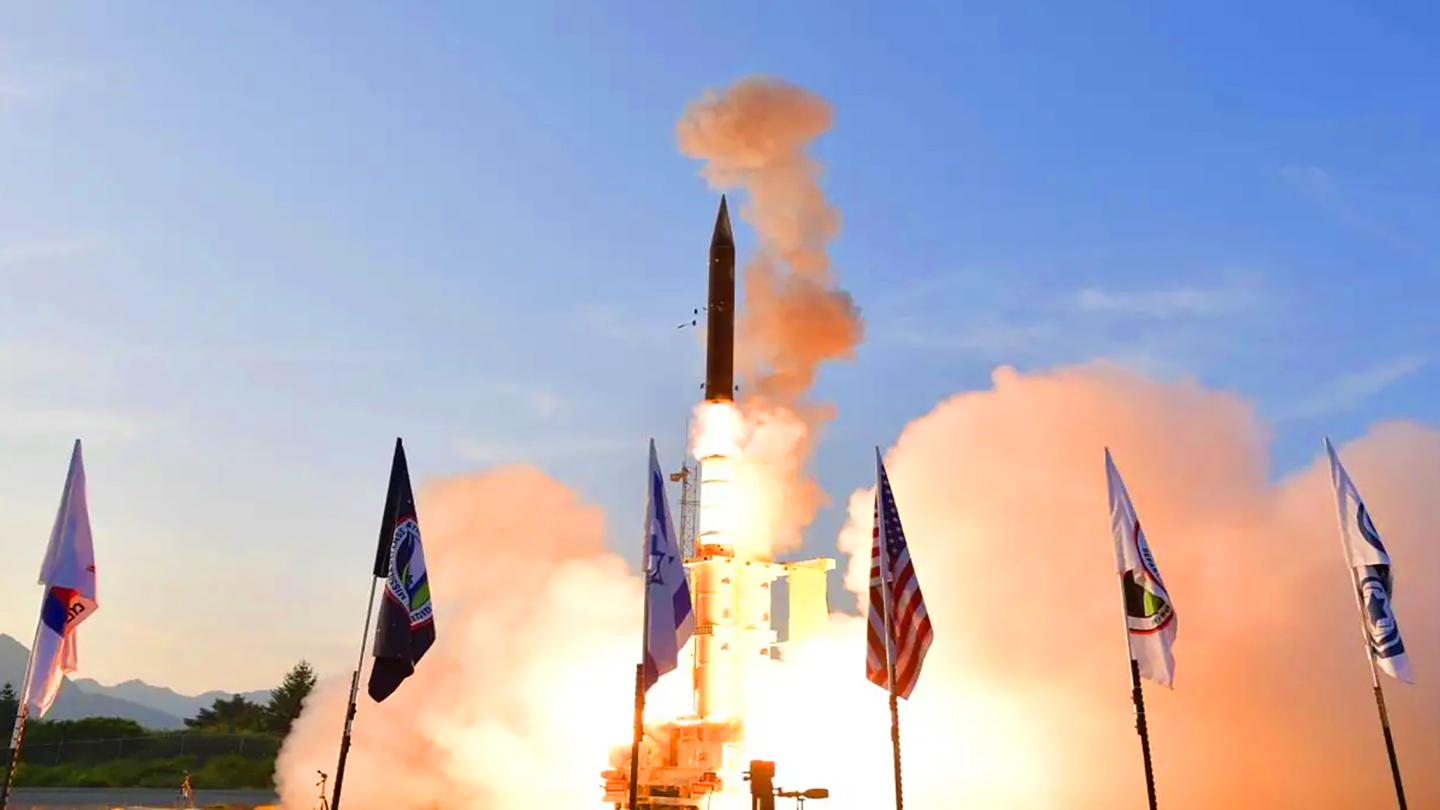 Israel Tests Arrow 3 Interceptor's Long Range Performance In First-Ever ...