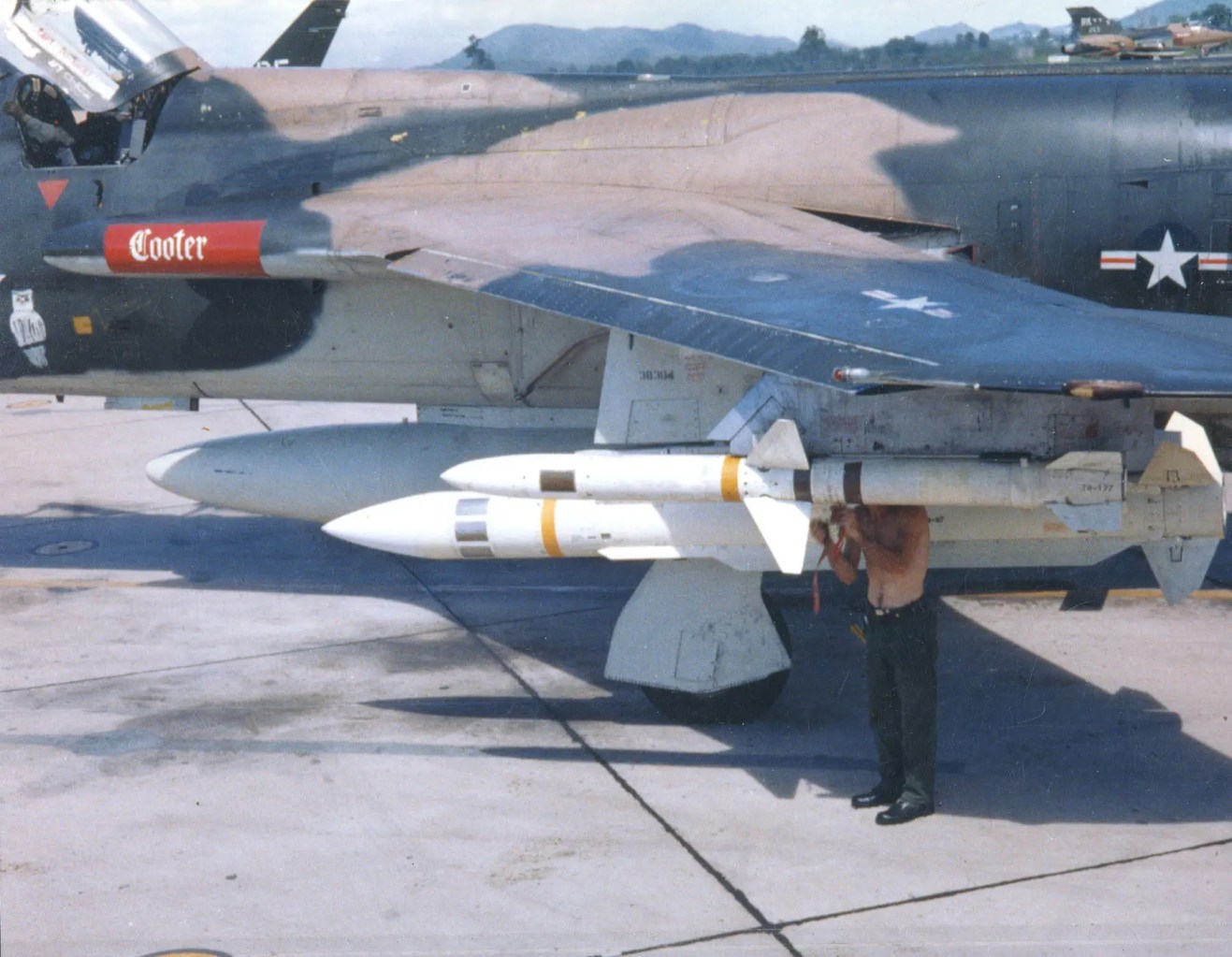 AGM-88 Anti-Radiation Missiles Being Turned Into Aerial Targets By Navy