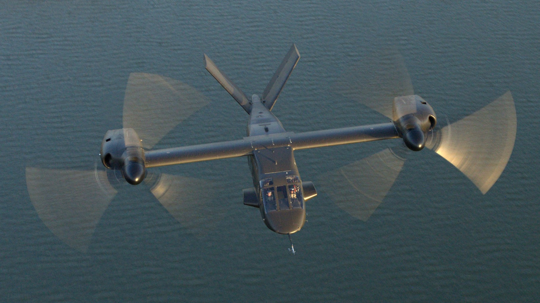 Bell's V-280 Valor Tiltrotor Picked As Army's Black Hawk Replacement