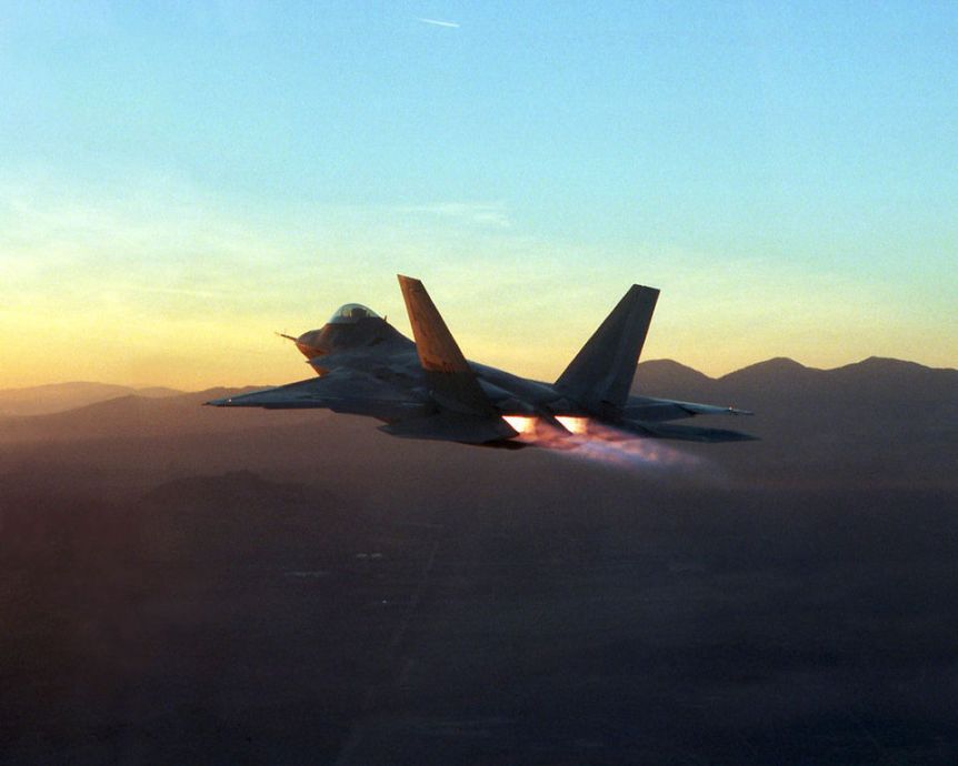 F-22 Test Pilot Details The Raptor’s Incredible Speed