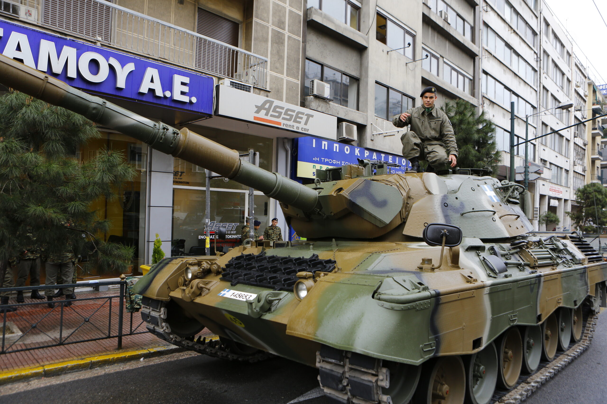 Germany Now Wants To Send Cold War-Era Leopard 1 Tanks To Ukraine