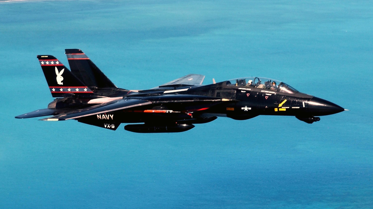 F/A-18 Super Hornet In Retro Gloss Black Paint Scheme Emerges