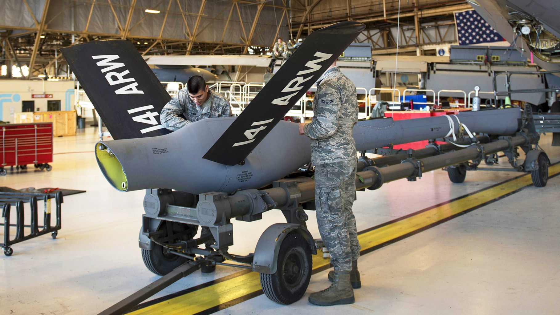 Podded Aerial Refueling Boom Design Has Been Completed For Air Force