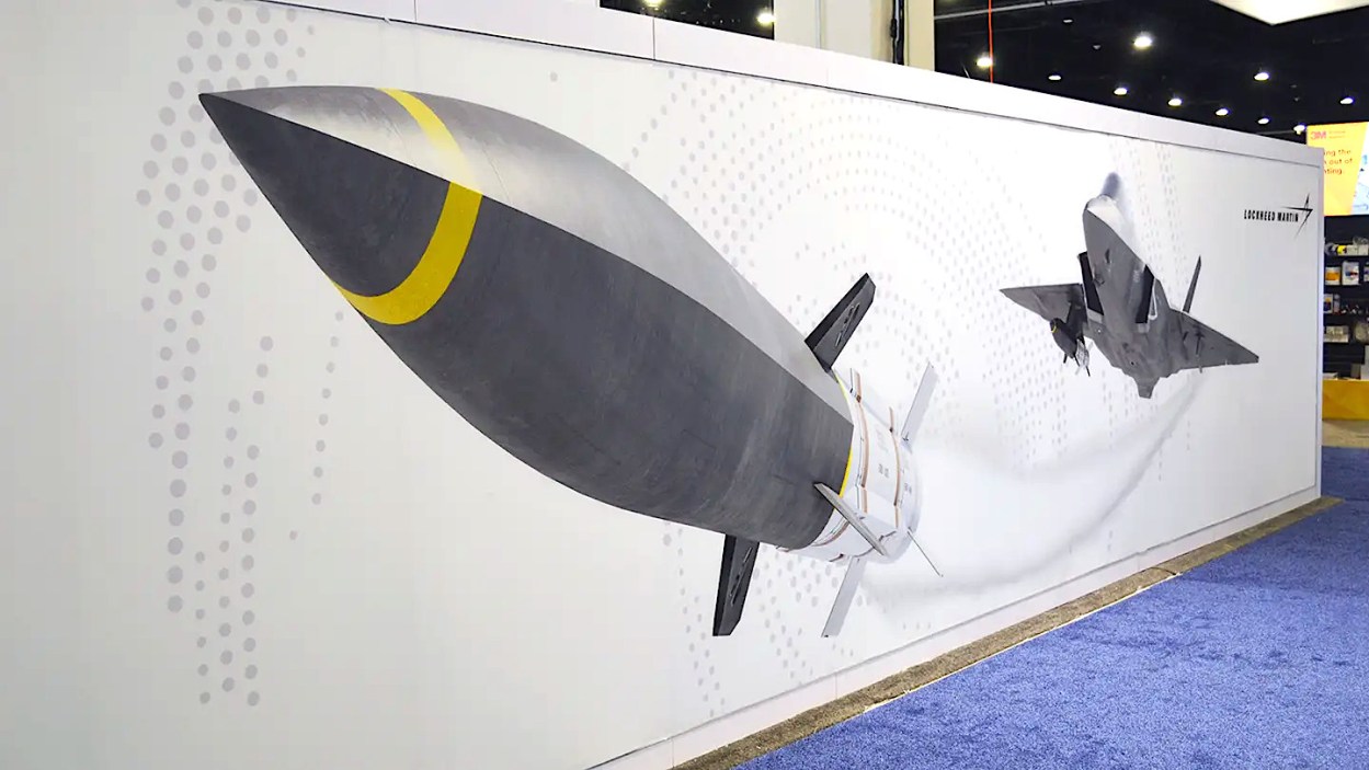 Navy Air-Launched Hypersonic Anti-Ship Cruise Missile Makes Big Move ...