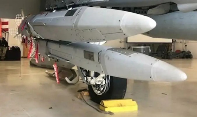 Evidence Of ADM-160 Miniature Air-Launched Decoy Use By Ukraine Emerges