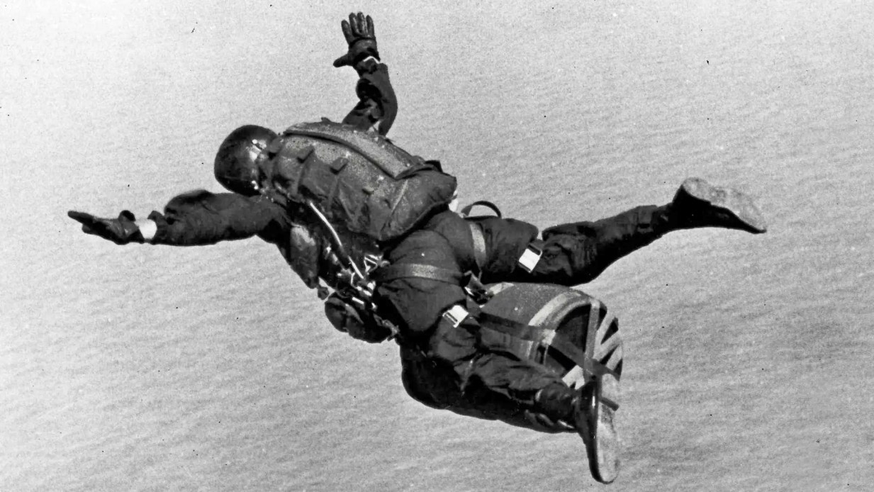 Special Forces Parachuted With Nukes Strapped To Them During The Cold War