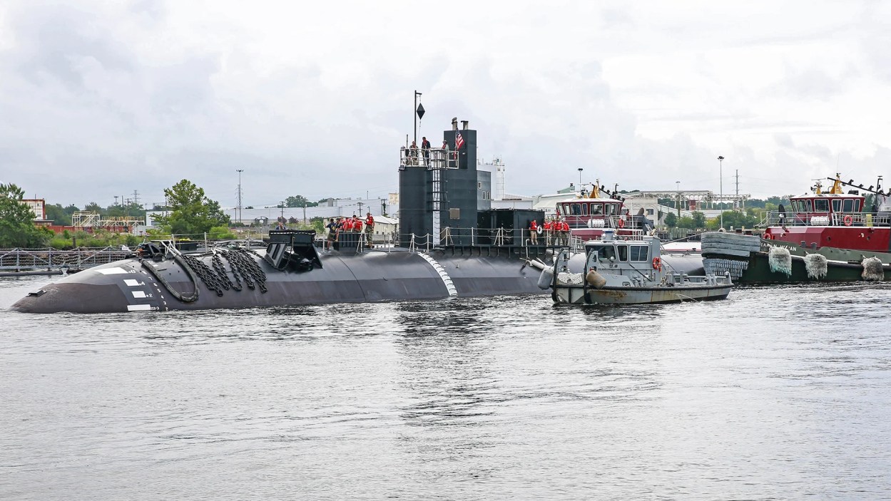 First Australian Submariners Set To Graduate From U.S. Navy's Nuke School