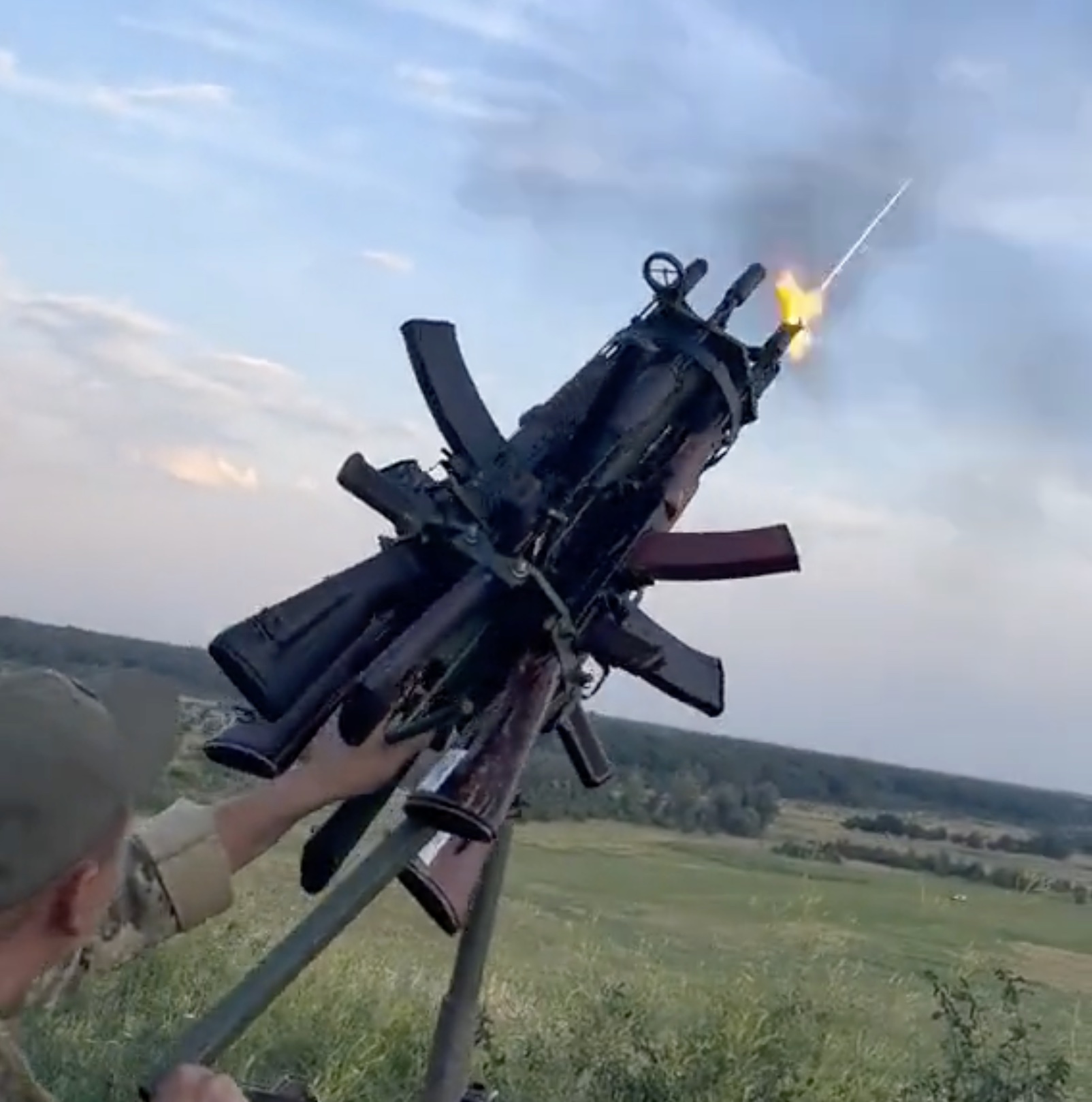 Watch Six AK-74s Strapped Together As A Ukrainian Anti-Drone Gun In Action