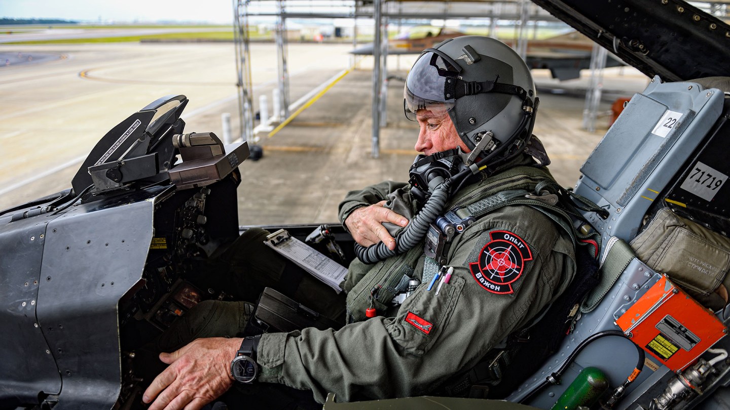 Top Aces' Viper The "Most Maneuverable F-16 I Have Ever Flown"