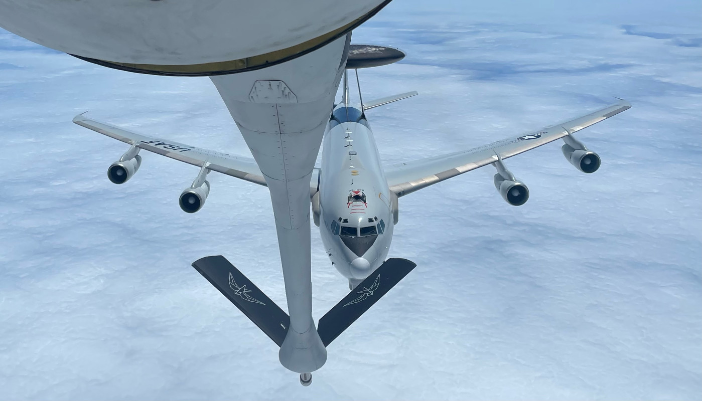 Private Aerial Refueling Tanker Has Gassed Up An Air Force Plane For ...