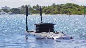 Navy SEAL's Long-Awaited 'Dry' Mini-Submarine Capability Has Finally ...