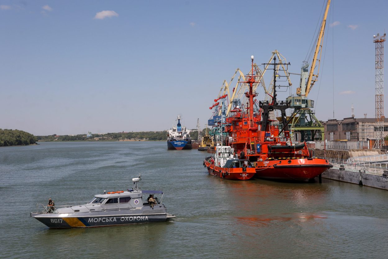 Russia Hammers Key Ukrainian Inland Port Of Izmail