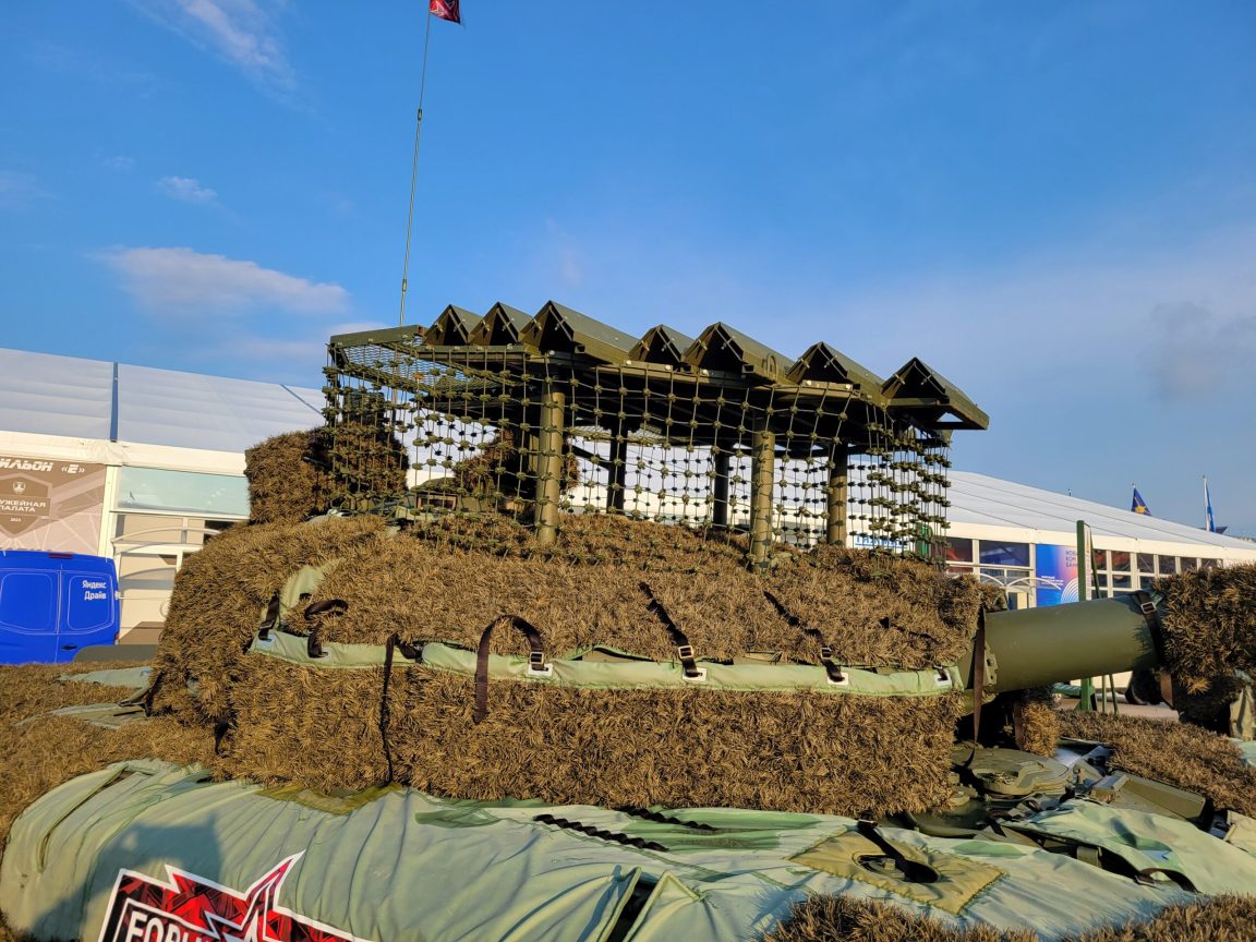 ‘Cope Cages’ Go Mainstream At Russia’s Arms Bazaar