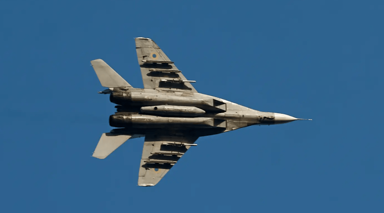Ukraine’s Su-27s Are Launching JDAM-ER Winged Bombs Too