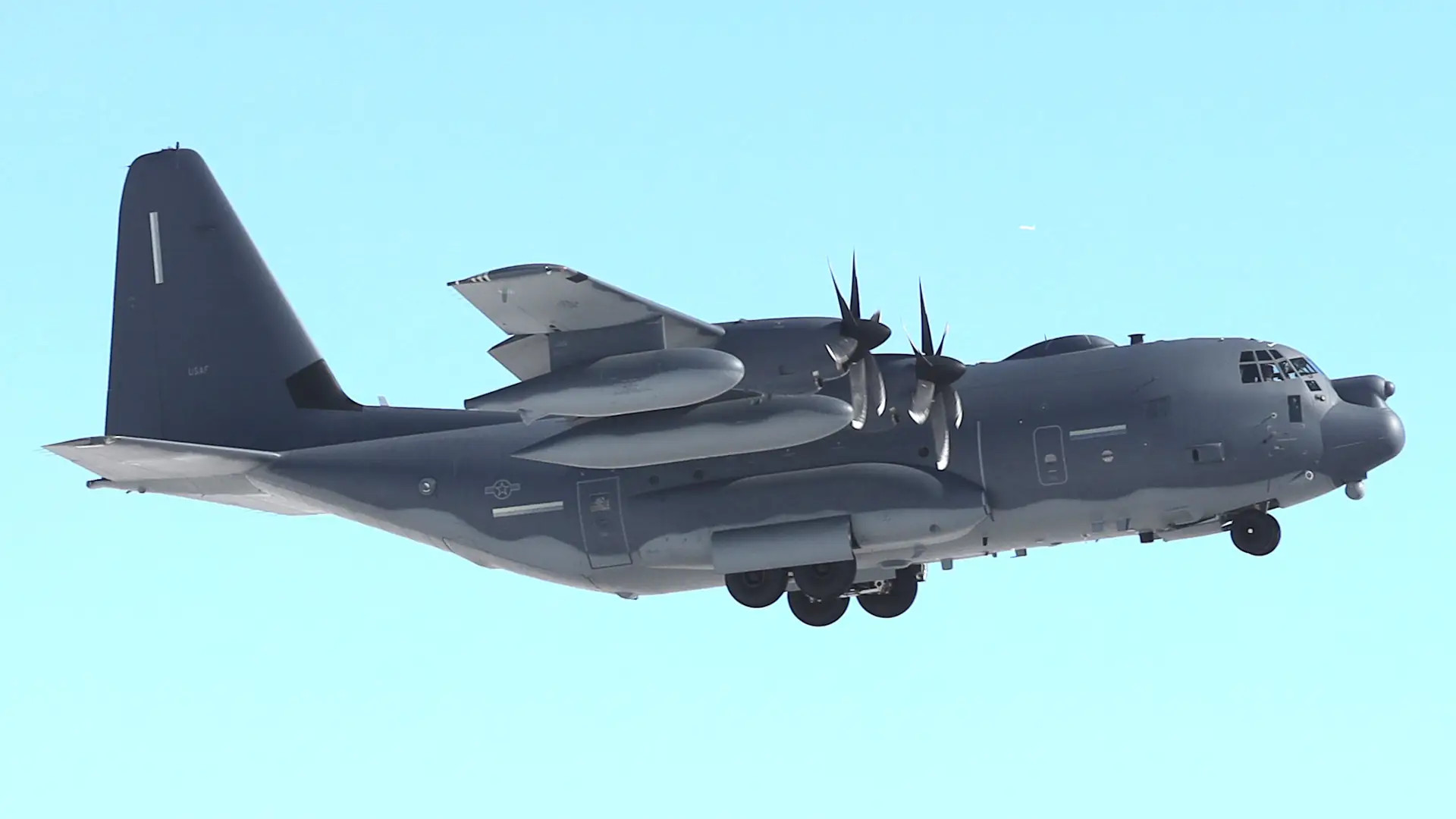 Special Ops C-130s Using Beaches As Runways Eyed For Pacific Fight