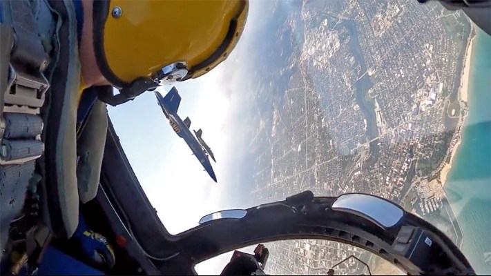 How The Blue Angels Pulled Off Landing All Their A-4 Skyhawks At Once