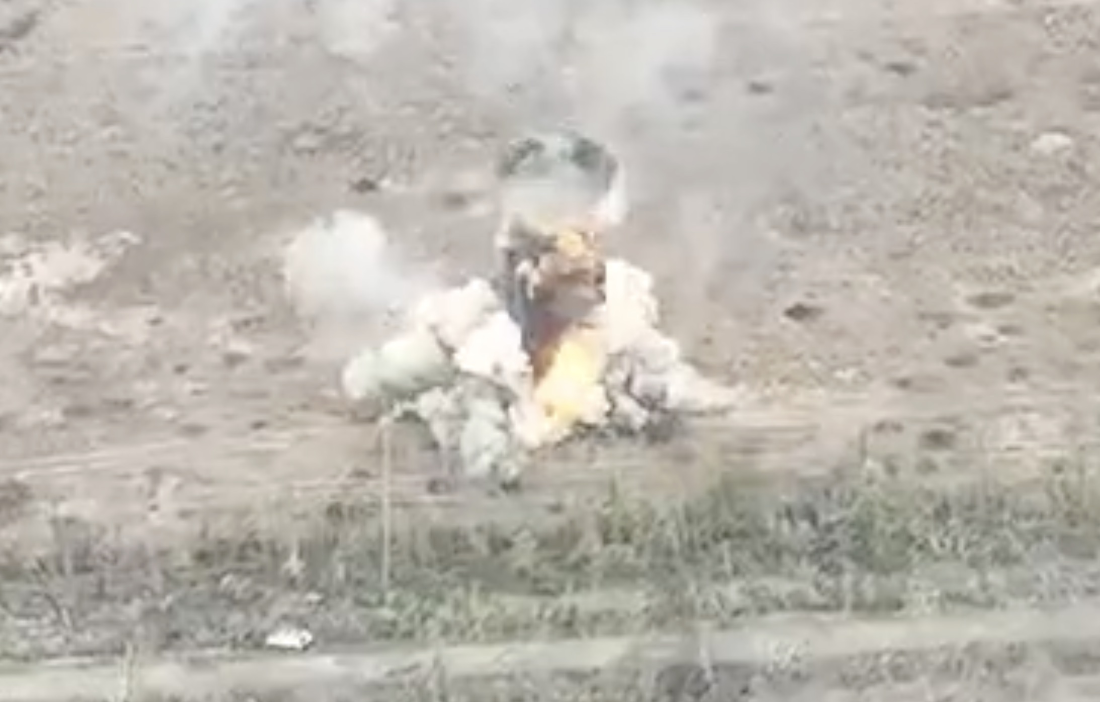 Russia's Most Advanced Frontline Tank Absolutely Detonates When Hit By ...