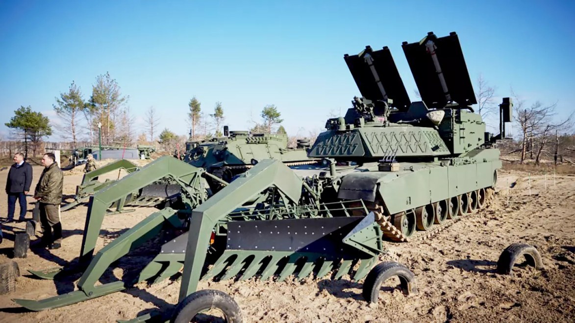 First Confirmed Abrams Tank Variant Captured By Russia Seen With Inner ...