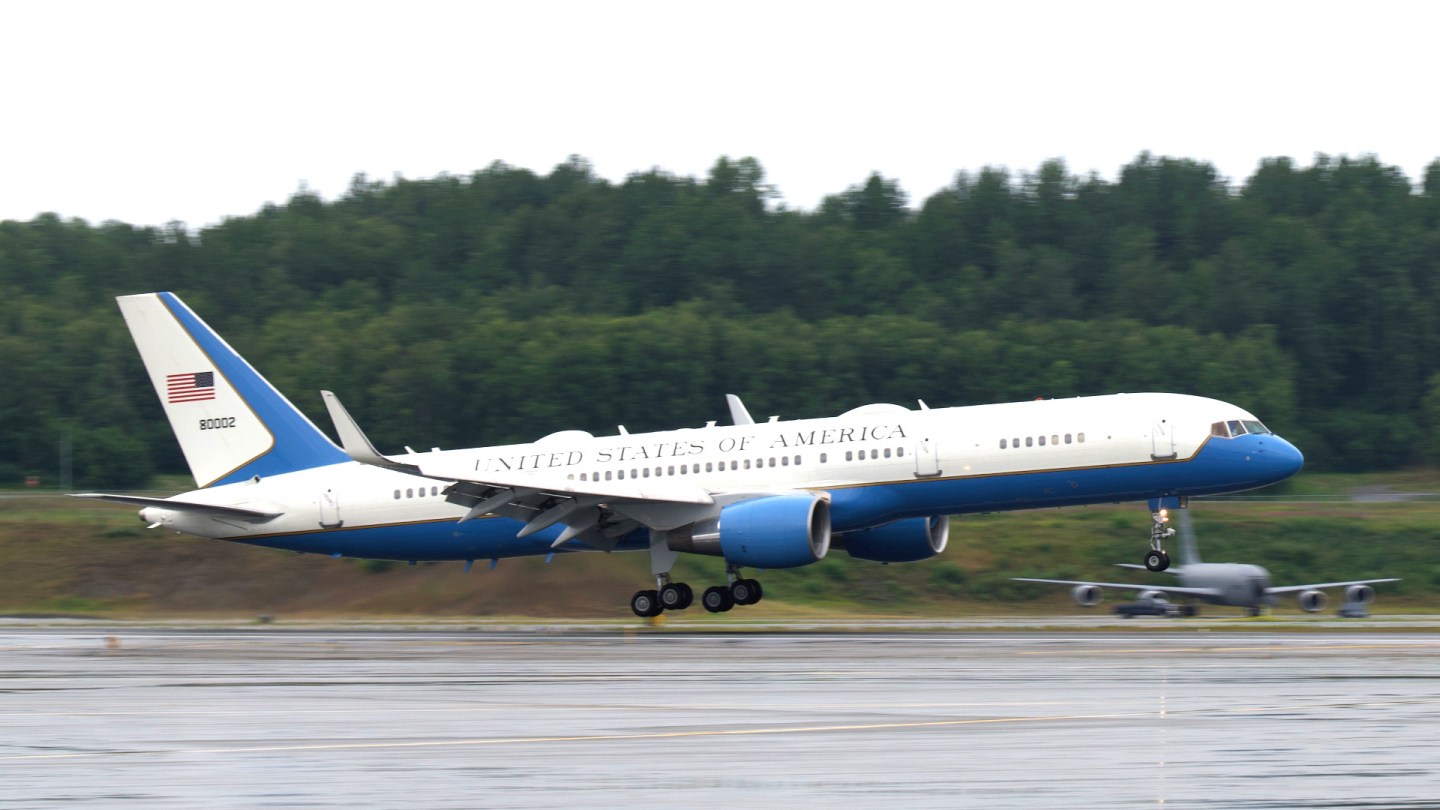 USAF Upgrading Another C-32 'Air Force 2' Interior For $16M, Here's ...