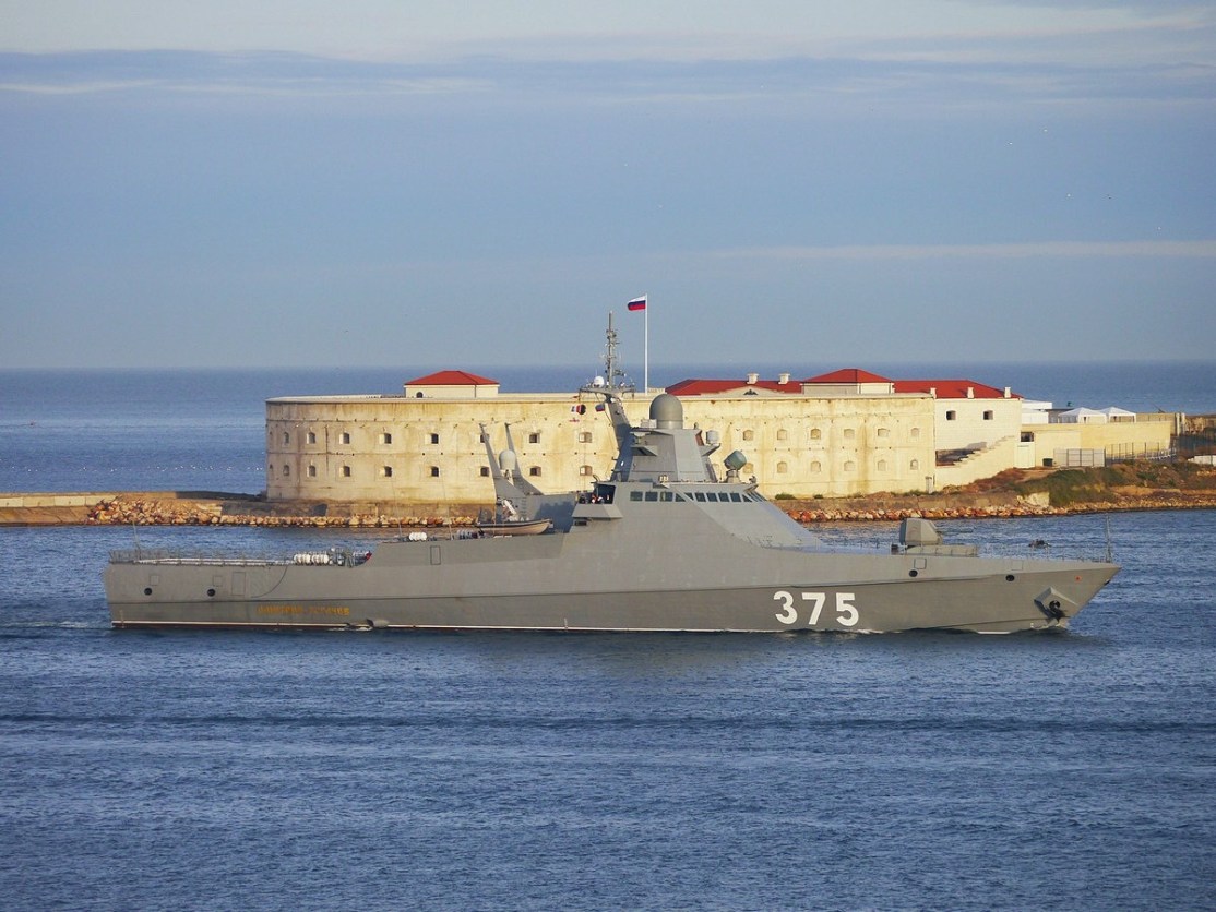 Ukrainian Drone Boats Sink Russian Navy Patrol Ship