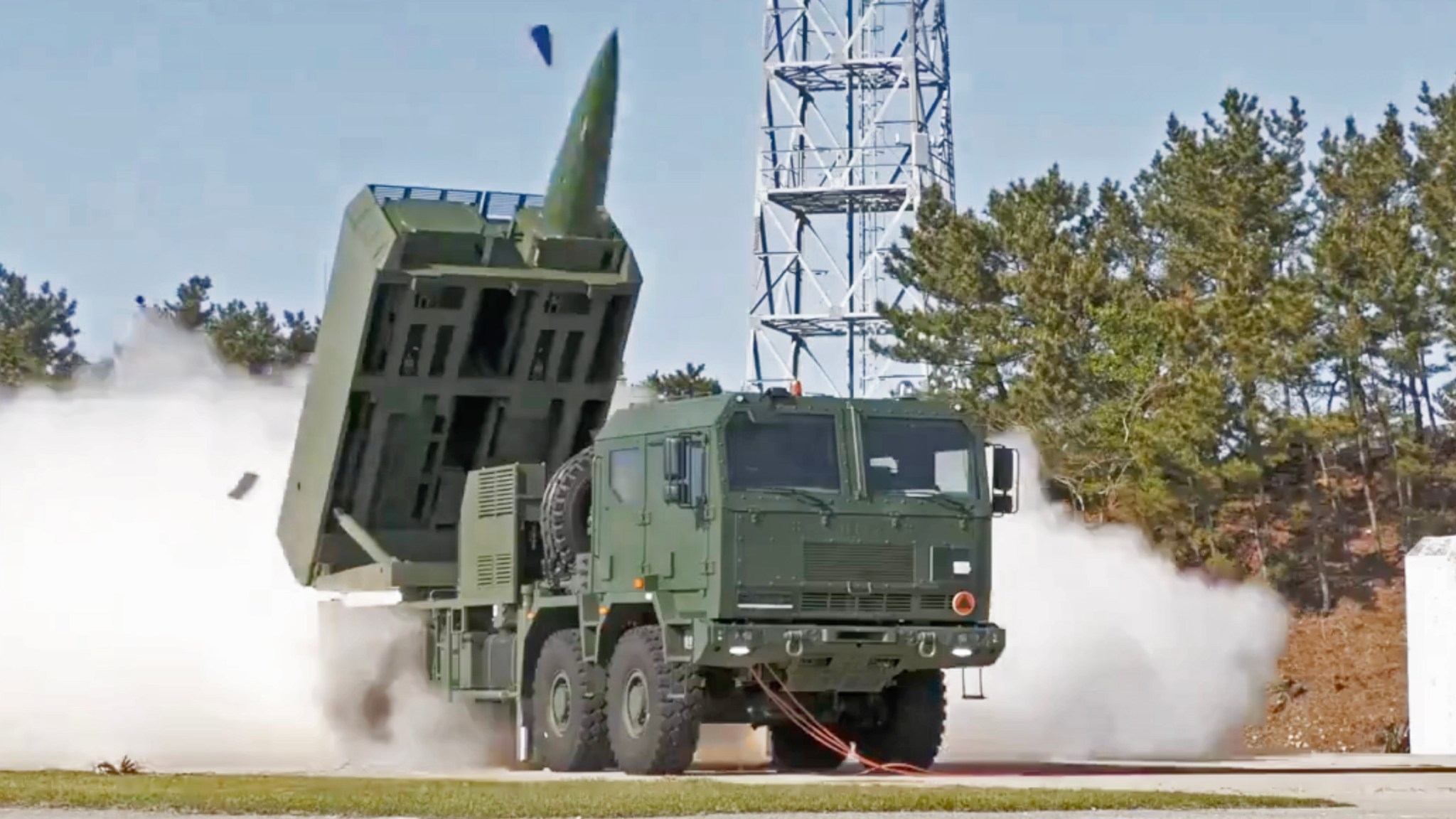 Poland’s New South Korean-Built ATACMS-Like Ballistic Missile Seen ...