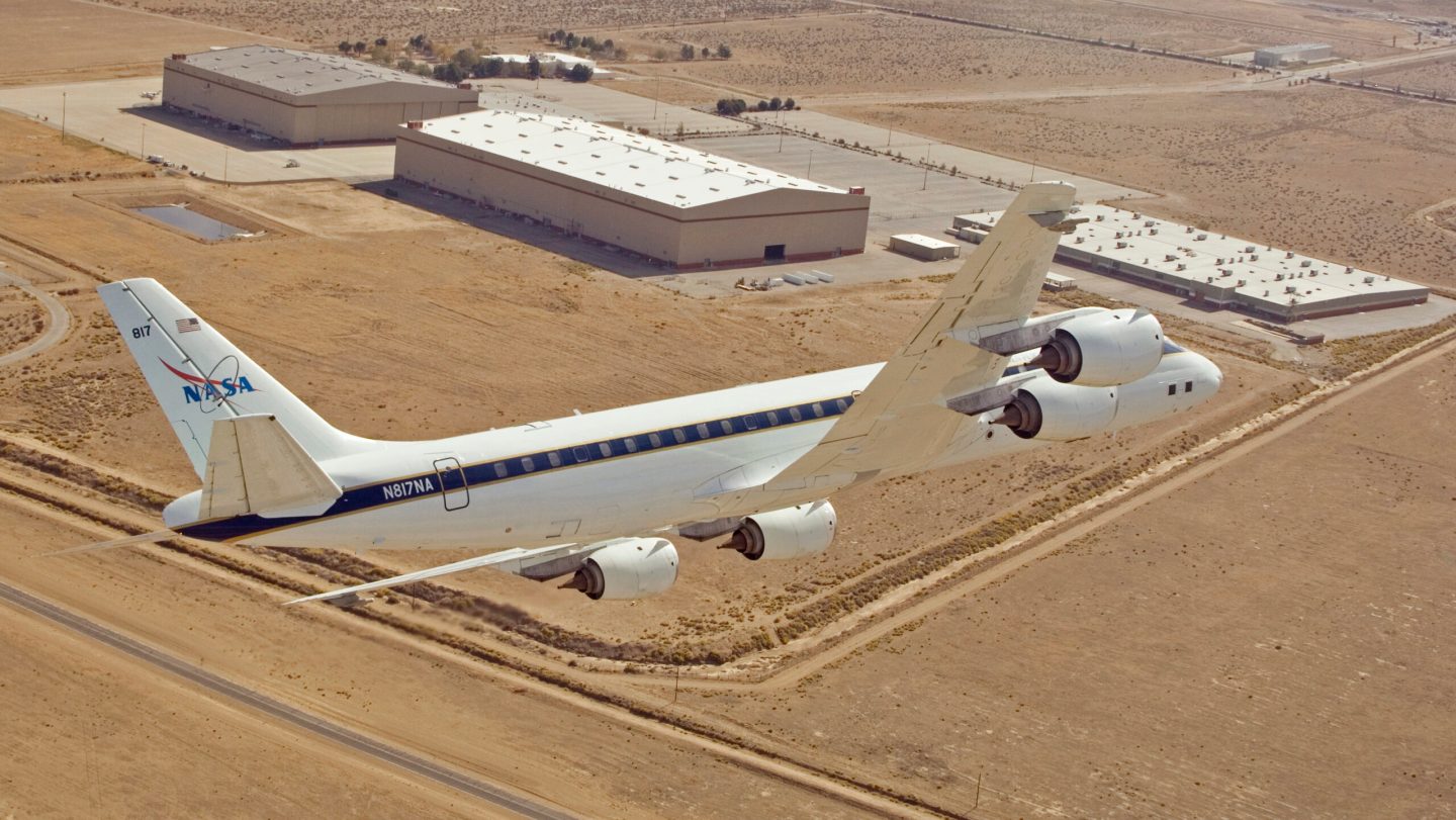 NASA’s DC-8 Flying Lab Flies Into Retirement, Making The Type Nearly ...