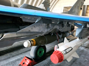 ADM-160 Miniature Air Launched Decoy Spotted On Ukrainian MiG-29
