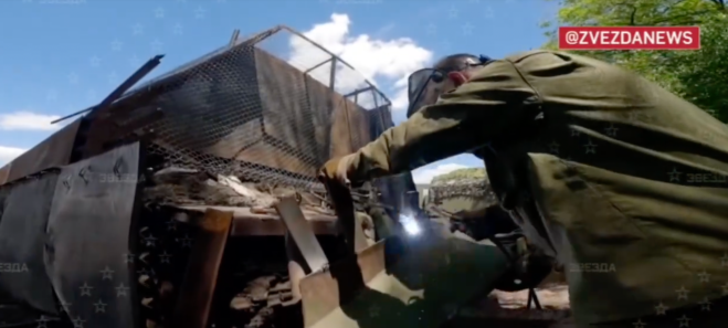 Russia Now Building ‘Turtle Tank’ Armored Personnel Carriers
