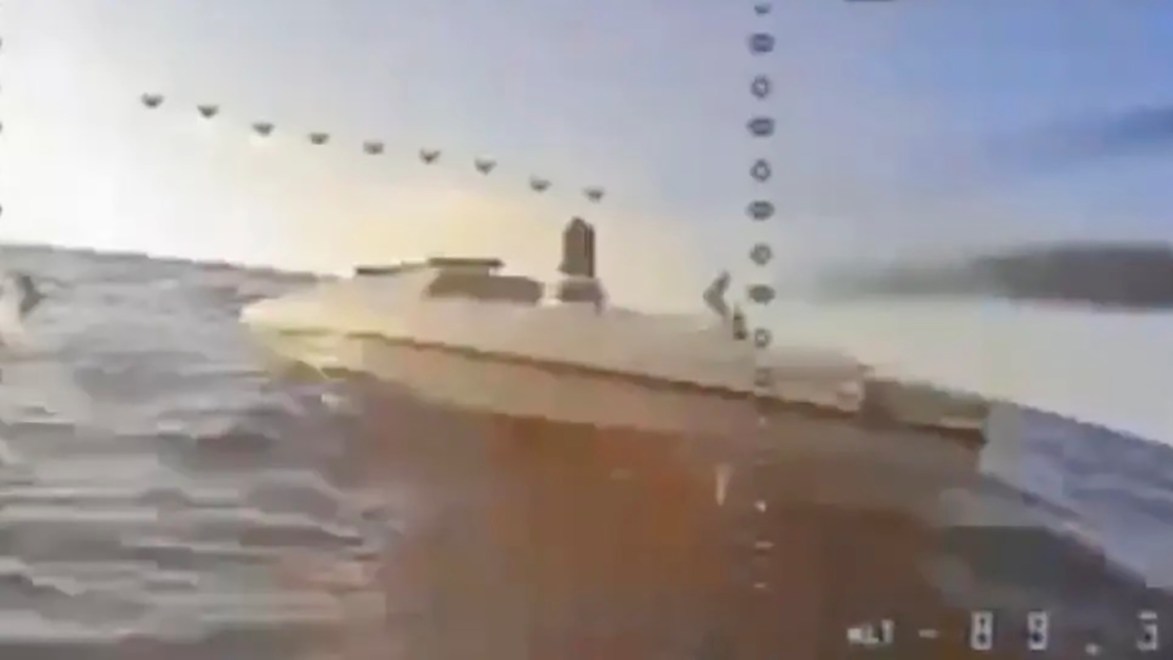 Russian FPV Drone Seen Attacking Ukrainian Uncrewed Surface Vessel For ...