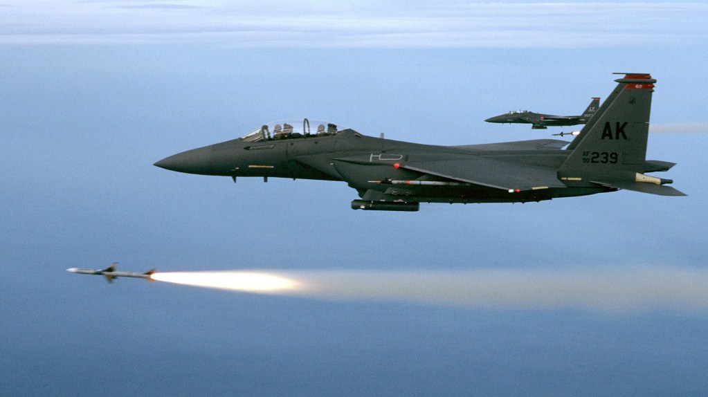 Egypt Finally Cleared To Buy AIM-120 AMRAAMs