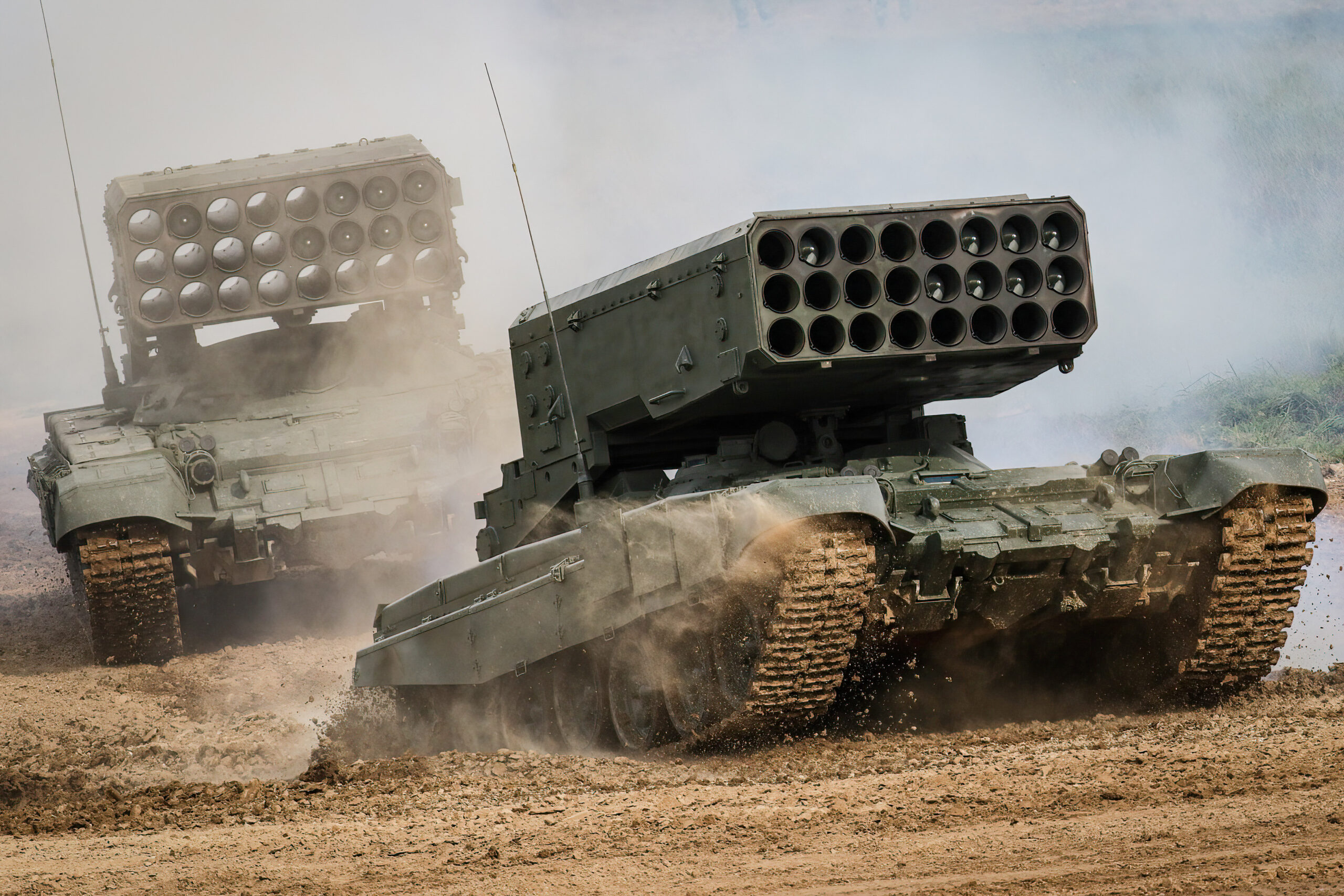 Russia’s New TOS-3 ‘Dragon’ Thermobaric Rocket Launcher Breaks Cover