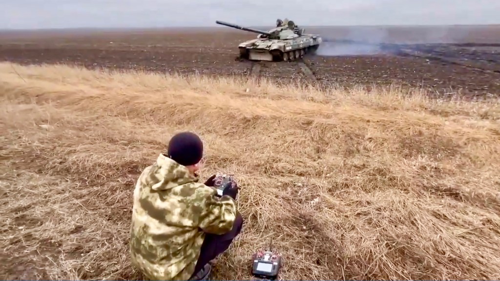 Russia Is Testing A First Person View Remote Controlled Tank Conversion ...