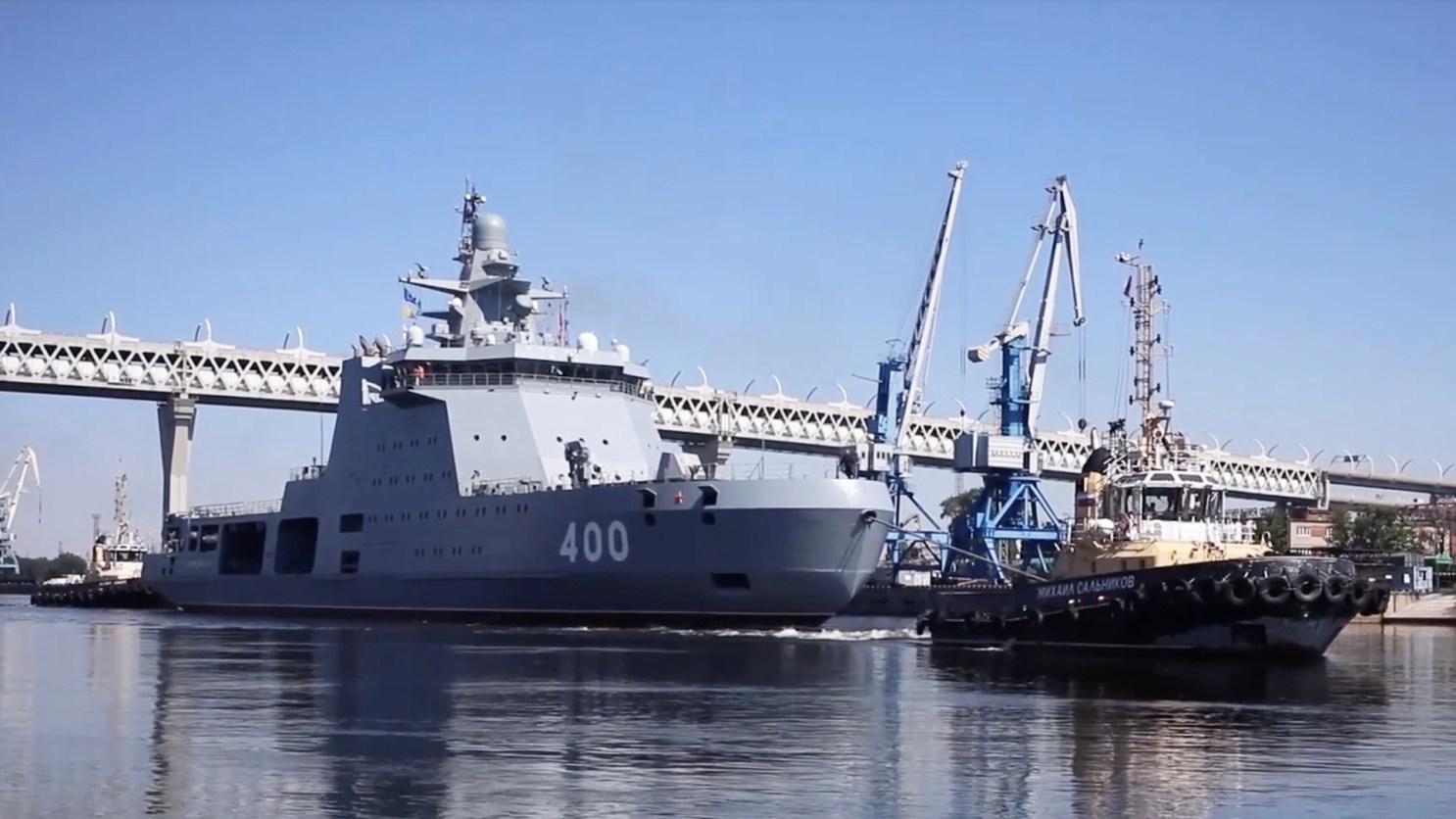 Russian’s New Combat Icebreaker Starts Sea Trials