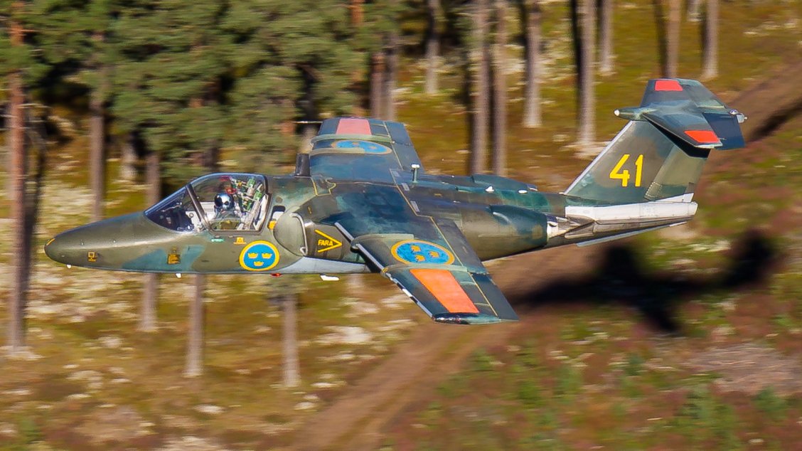 Sweden’s Unique Little Saab 105 Jet Retired After 57 Years