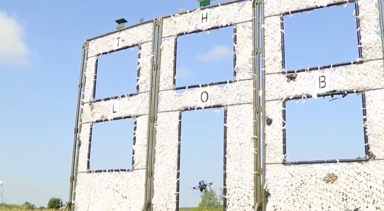 Ukraine's FPV Drone Obstacle Course Teaches How To Chase Vehicles, Fly ...