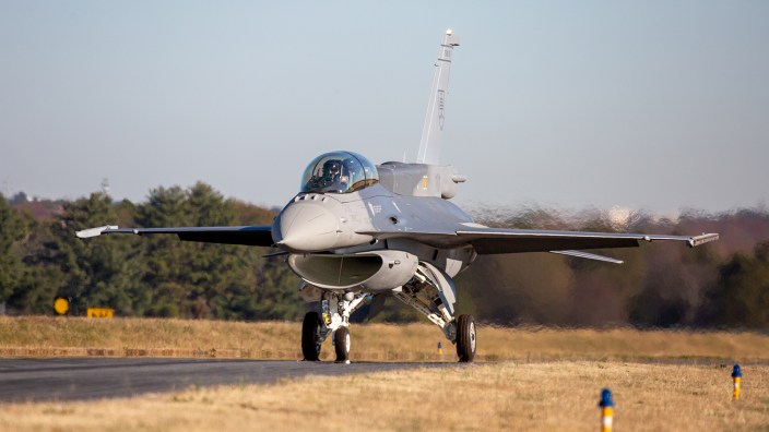 Inside The Lockheed Martin Plant That's Spearheading Resurgent F-16 Sales