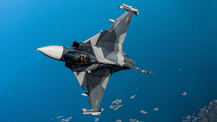 Saab's Gripen Tests AI In Long-Range Air-To-Air Engagements